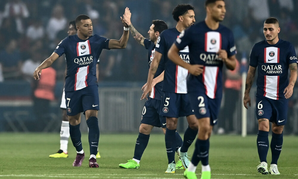 Psg, accoglienza da brividi a Torino: qualche migliaio di tifosi ...